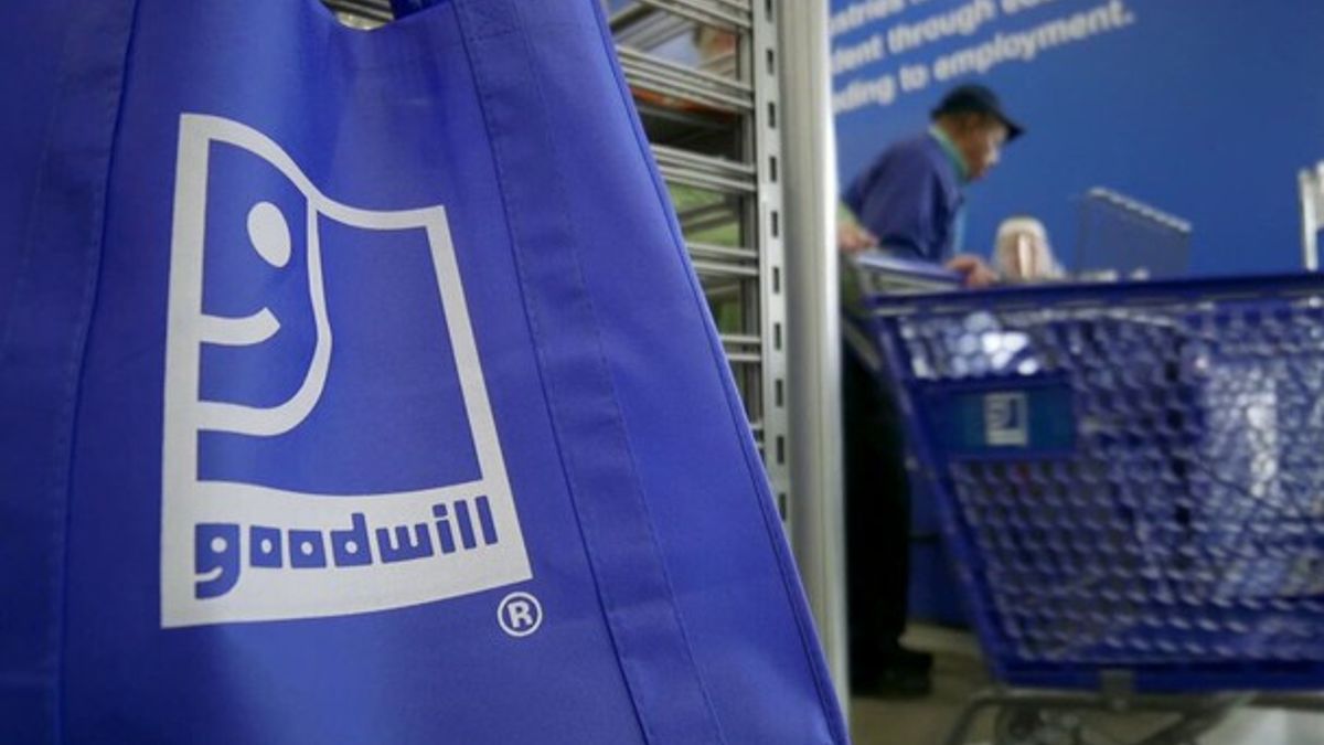 Goodwill Inc. adds store on Reynolds Rd., converting old store to ...
