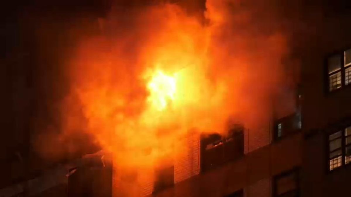 1 dead, 15 others injured in New York high-rise fire and explosion ...