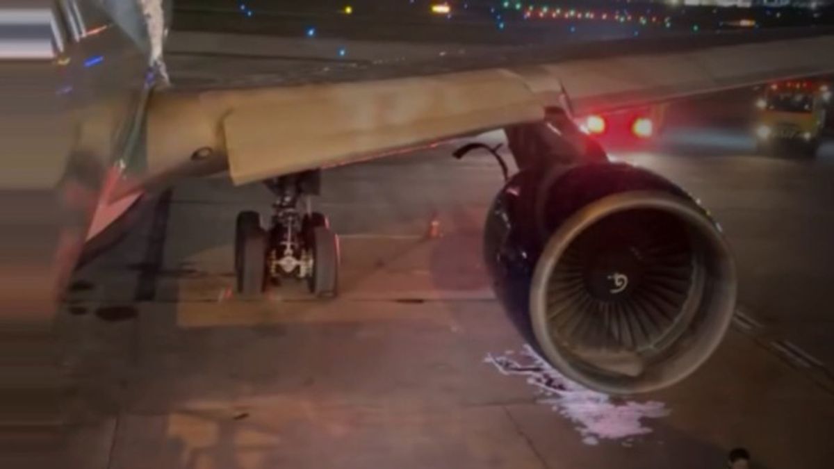 Delta flight makes emergency landing after engine fire | Haystack News