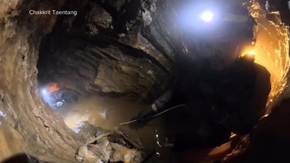 Dramatic rescues from flooded cave | Haystack News