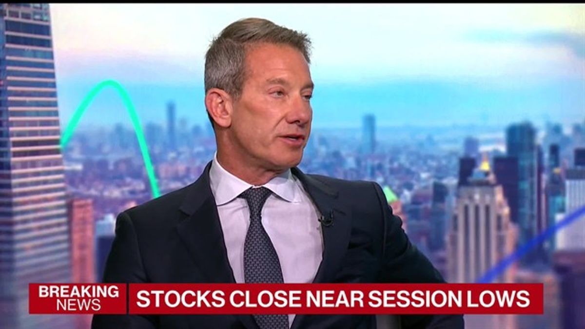 Pimco's Forgash Sees Complacent Market, Expects Spreads to Rise ...