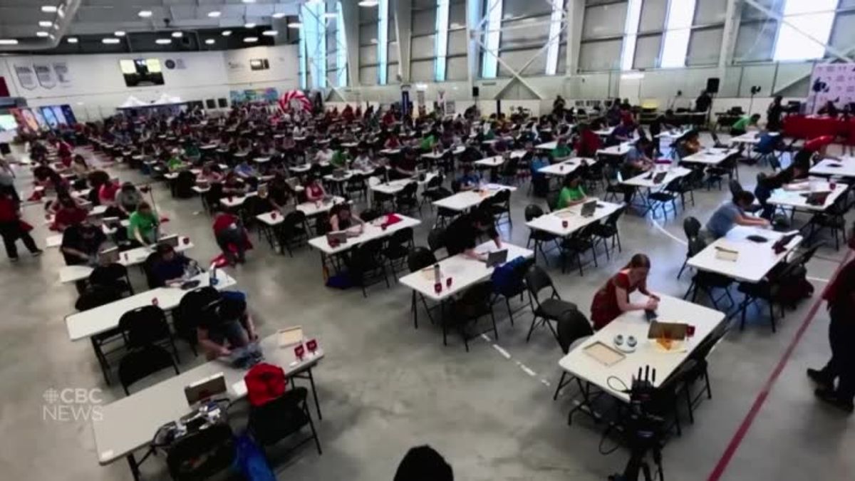 #TheMoment they finished a 1,000-piece puzzle in an hour | Haystack News