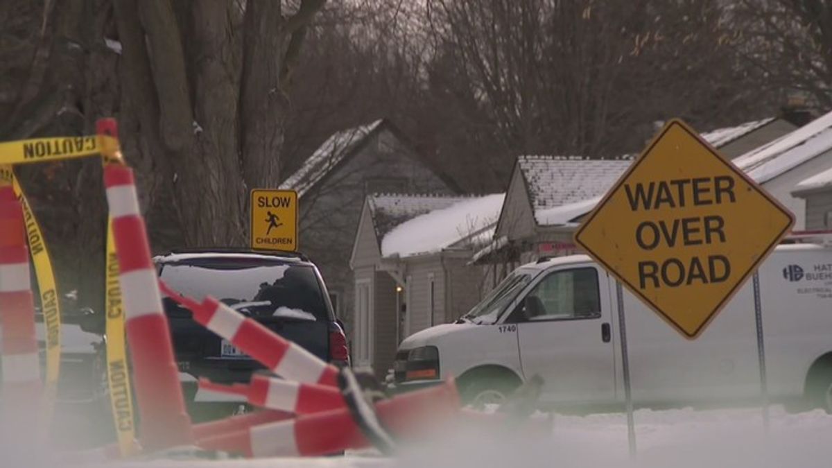 Mt. Clemens residents deal with 2 water main breaks in frigid ...