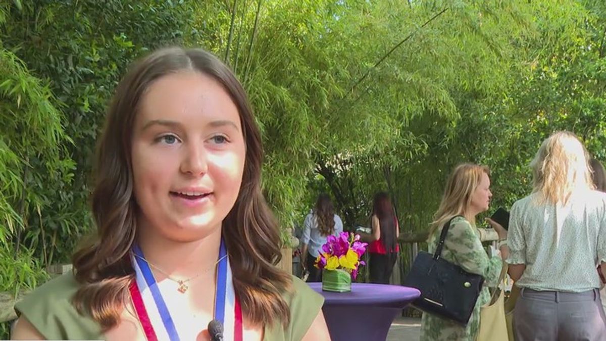 Fort Worth honors students graduating with diplomas and career‑ready ...
