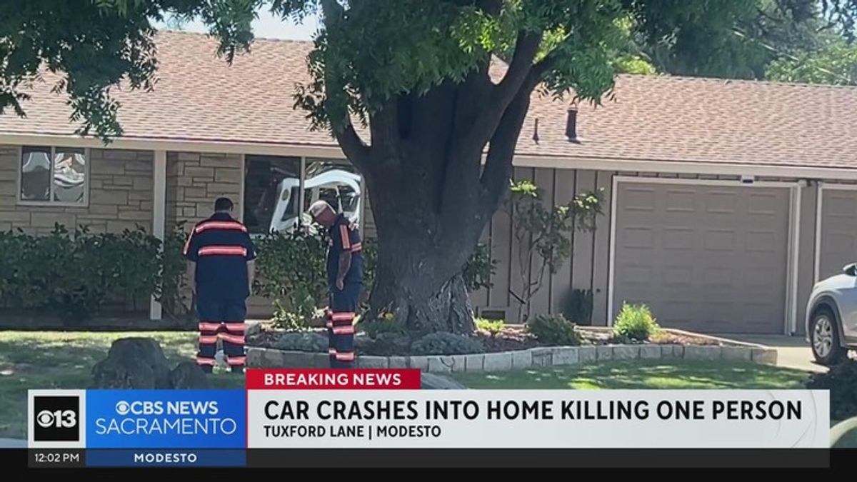 1 dead after car slams into Modesto home | Haystack News
