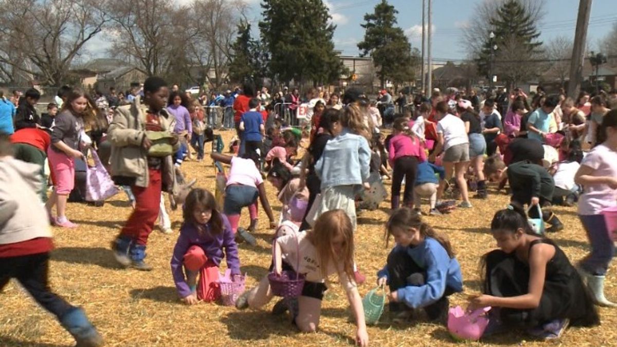 Warm weather brings out many for Good Friday, Easter weekend | Haystack ...