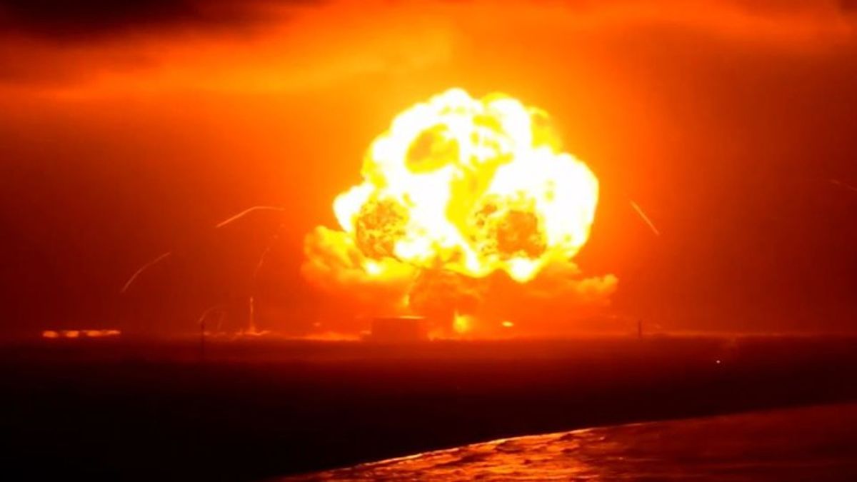 Investigation underway after Blue Origin rocket explodes during ground ...