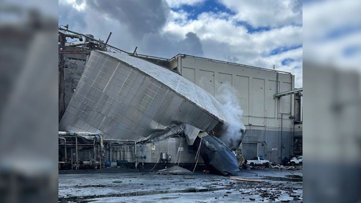 Chemical tank fatally implodes at a paper and packaging plant in ...