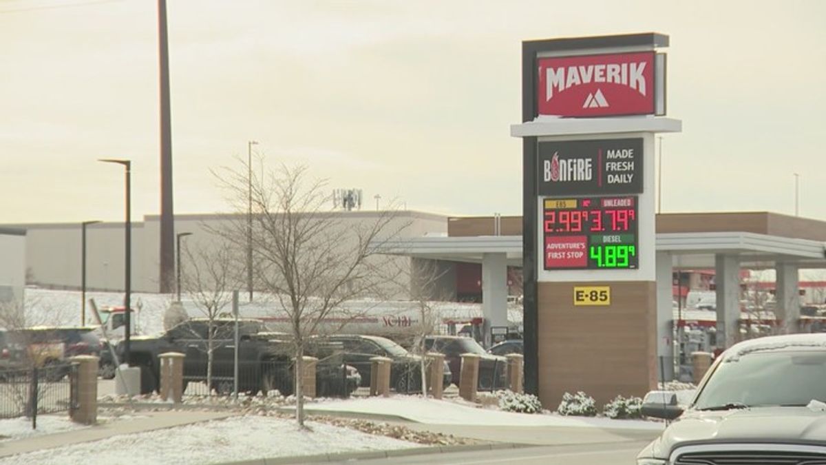 Gasbuddy expert shares what to know about rising gas prices | Haystack News