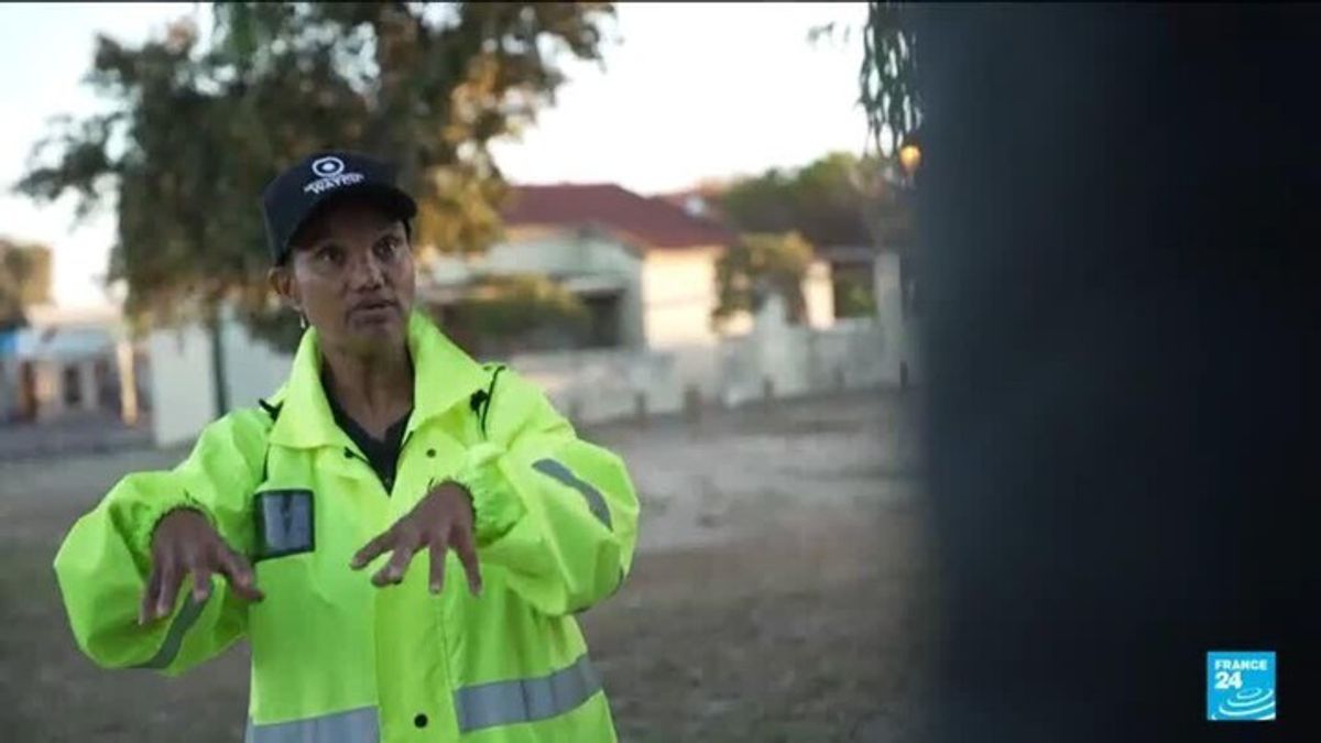 Cape Town mums patrol streets amid surge in violence | Haystack News