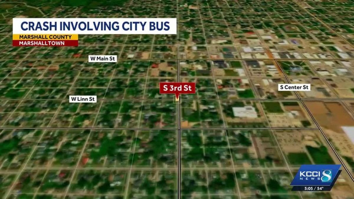 Marshalltown police investigate crash involving city bus | Haystack News