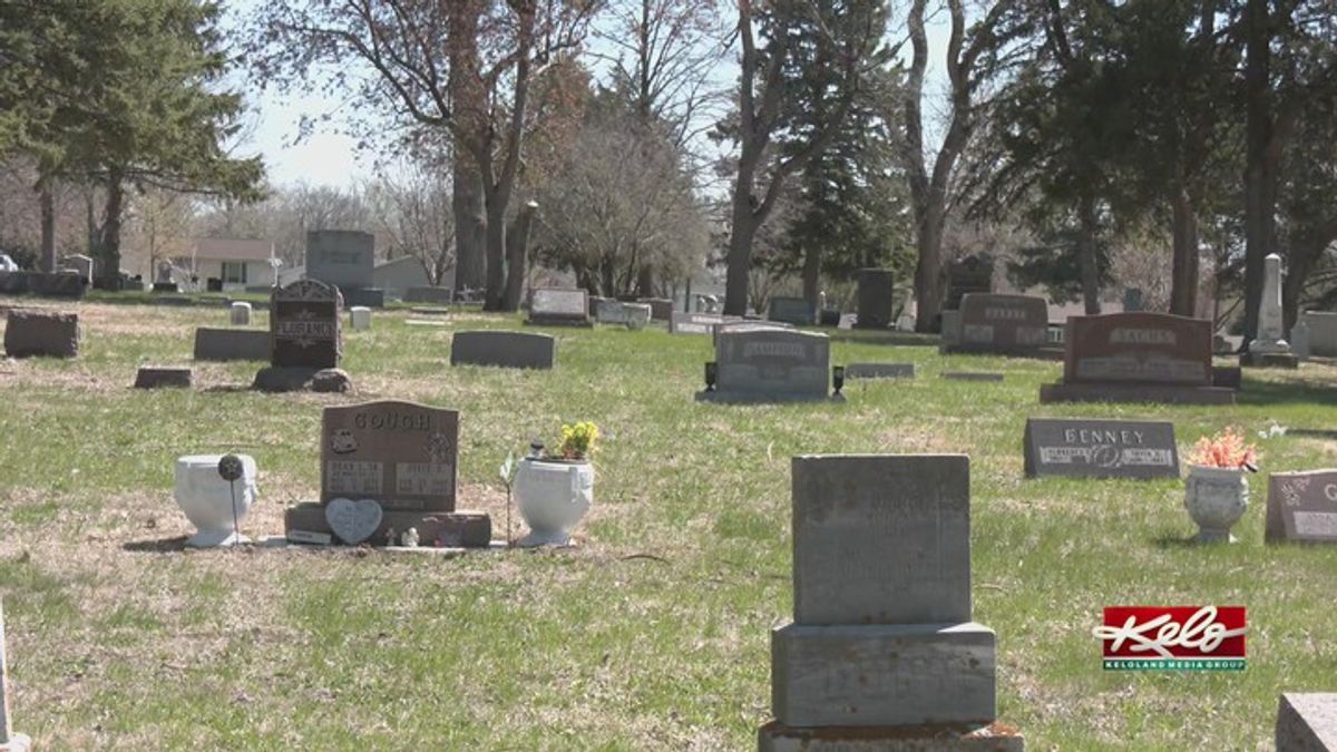The work continues at Mount Pleasant Cemetery | Haystack News