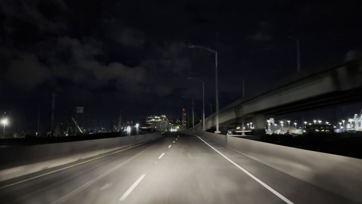 Wires cut to West Seattle Bridge streetlights | Haystack News
