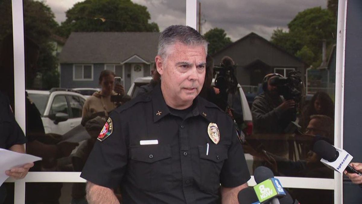 Officials give update on deadly Longview chemical implosion | Full ...