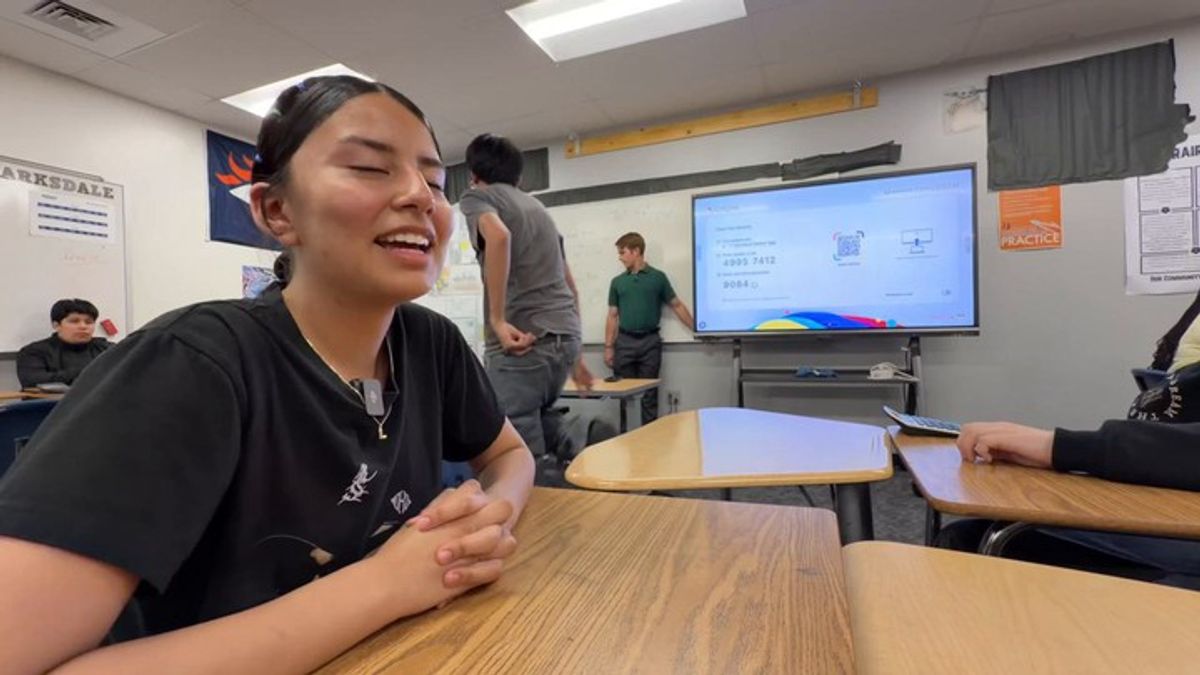 Eaglecrest High School senior uses Rubik's cube skills to teach 8th ...