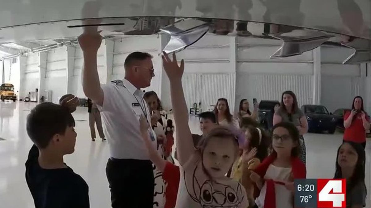 Superintendent brings children’s books to life at aviation hangar ...