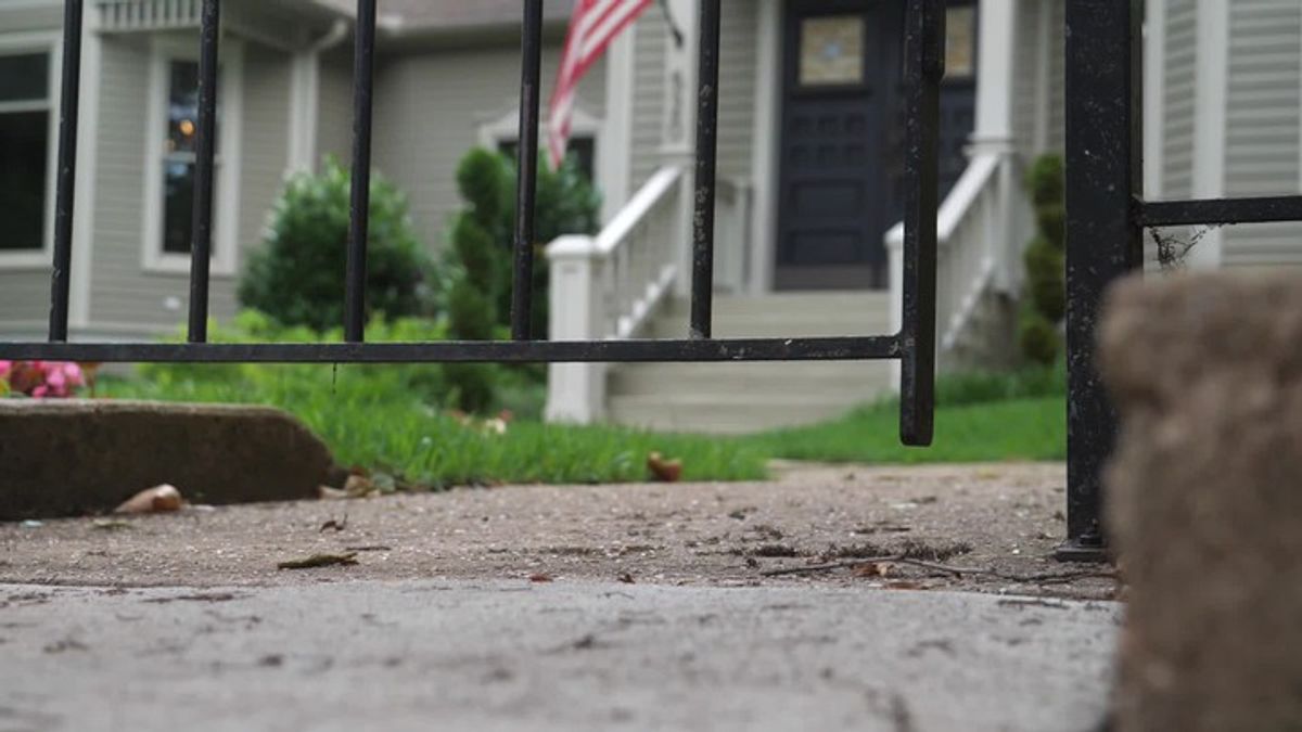 US Postal Service shares safety tips during dog bite awareness campaign ...