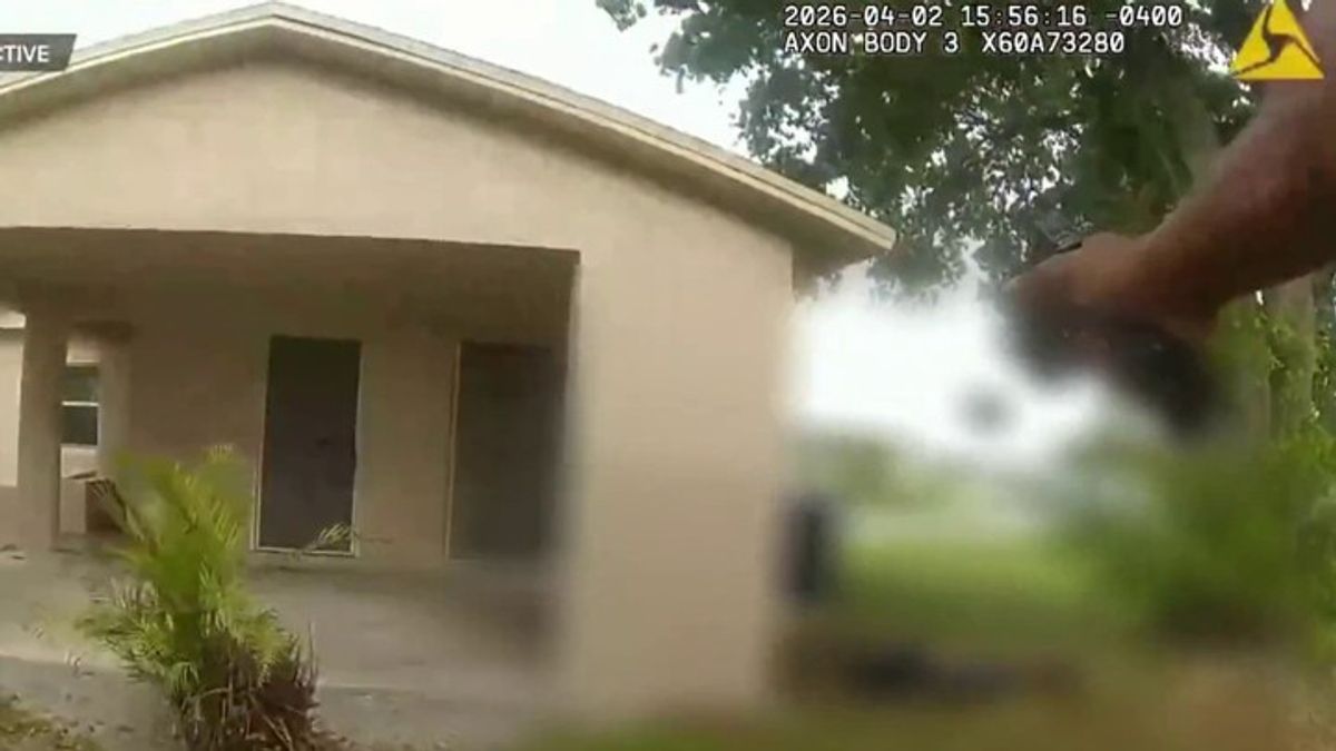 Video shows deputy shooting teen armed with gun after confrontation in ...