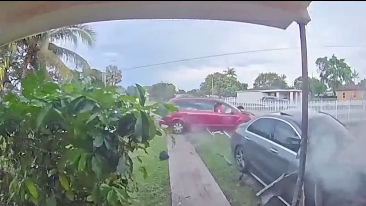Surveillance video shows cars crashing into Richmond Heights home ...