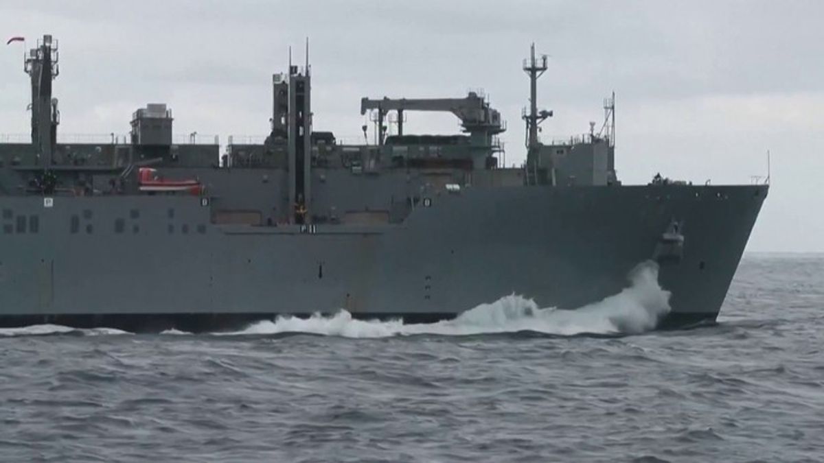 US to Send Aircraft Carrier Strike Group to the Caribbean | Haystack News