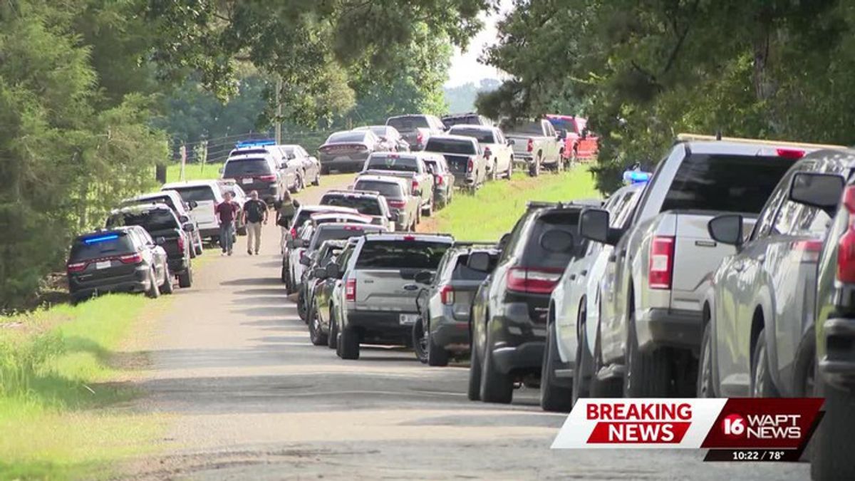 Sheriff: Simpson County standoff ends with 2 dead teen in custody, no ...