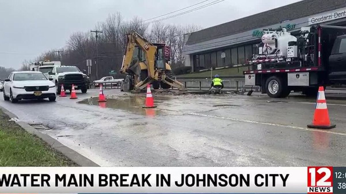 Water main break causes lane closures on Reynolds Road in Johnson City ...