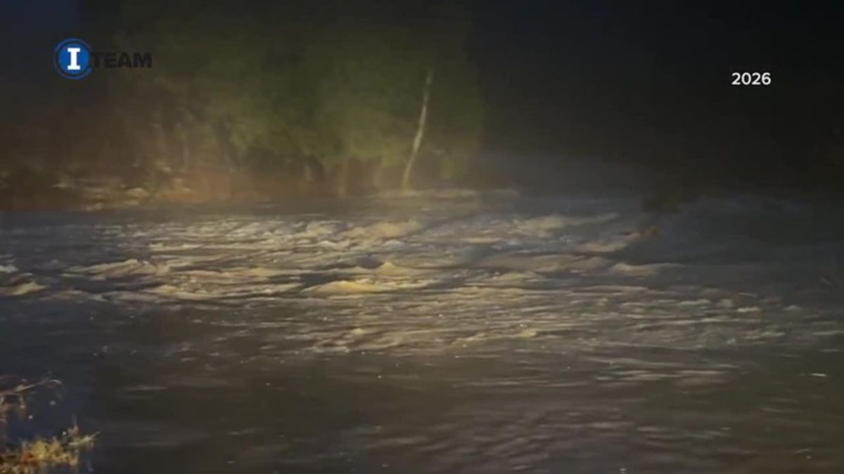Neighborhood cut off after flood water submerged its only bridge ...