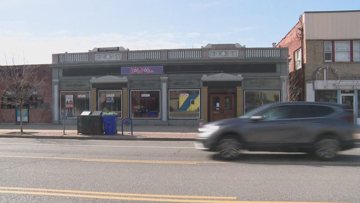 Rolly Pollies closing North Buffalo location | Haystack News