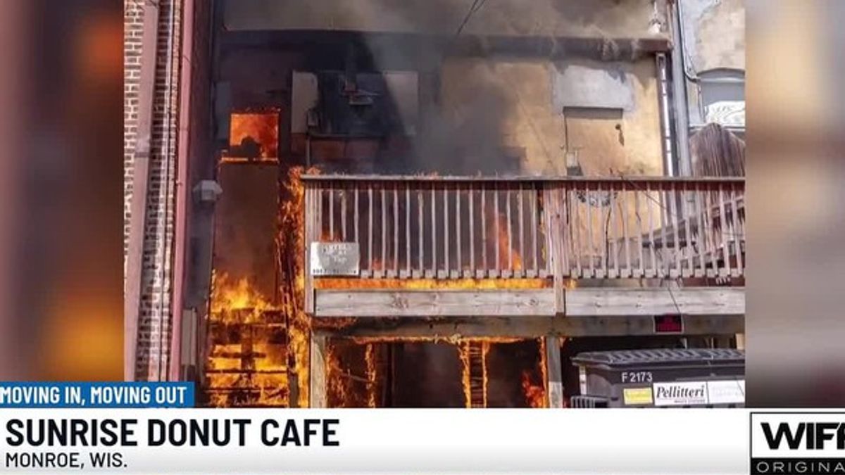 Moving In/Moving Out: Optimism shines through at Sunrise Donut Cafe ...