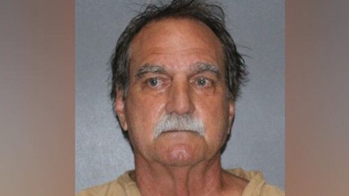 Man arrested in Elkhart County hit-and-run crash with horse-drawn buggy ...