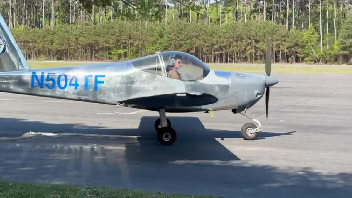 First plane built at Wright Brothers National Memorial Since 1903 takes ...