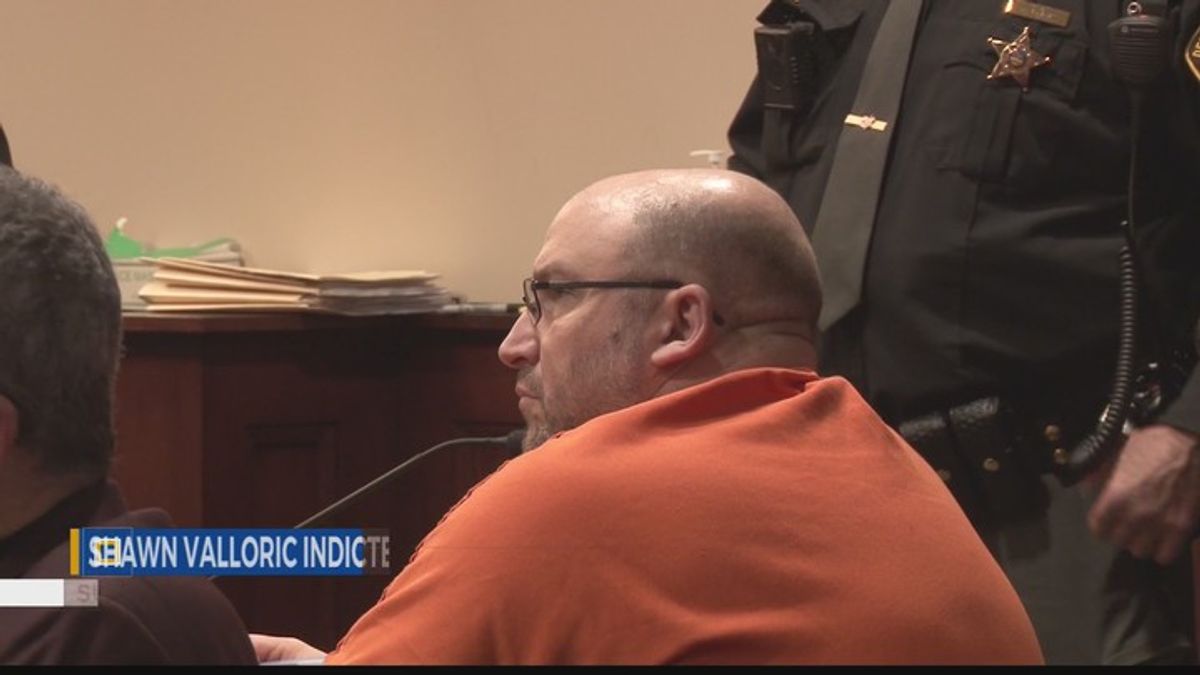 Ohio teacher indicted on 52 felony child porn charges, officials say ...