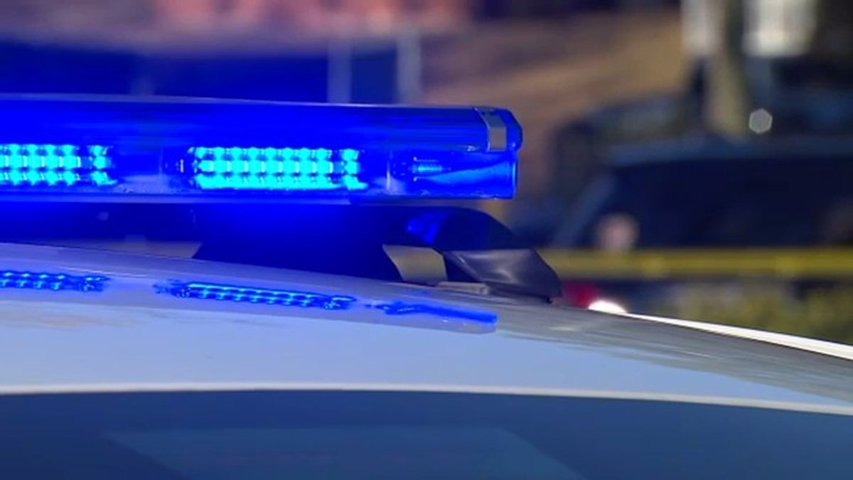 Student used cellphone to record video up teachers skirt during class ...