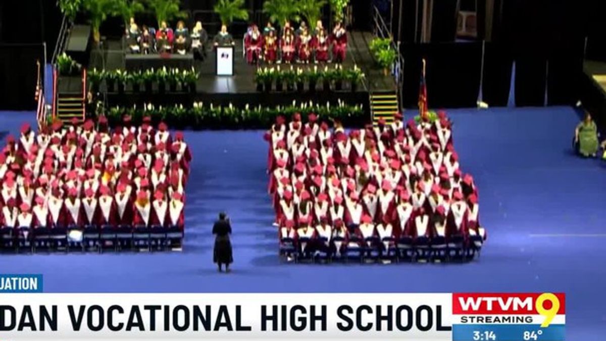 2026 GRADUATION: Jordan High School | Haystack News