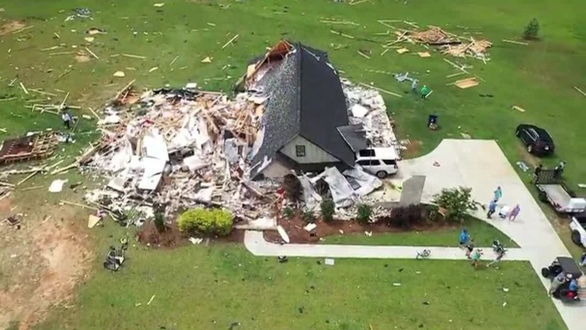 Drone footage captured of storm damage in Henry County | Haystack News