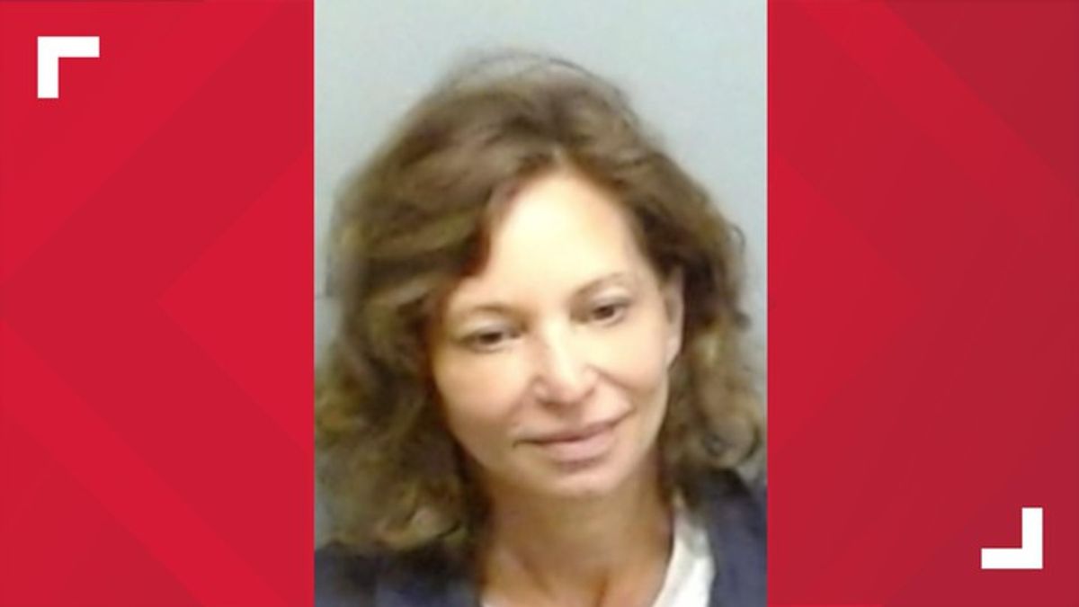 Roswell High School teacher arrested for allegedly having sex ...