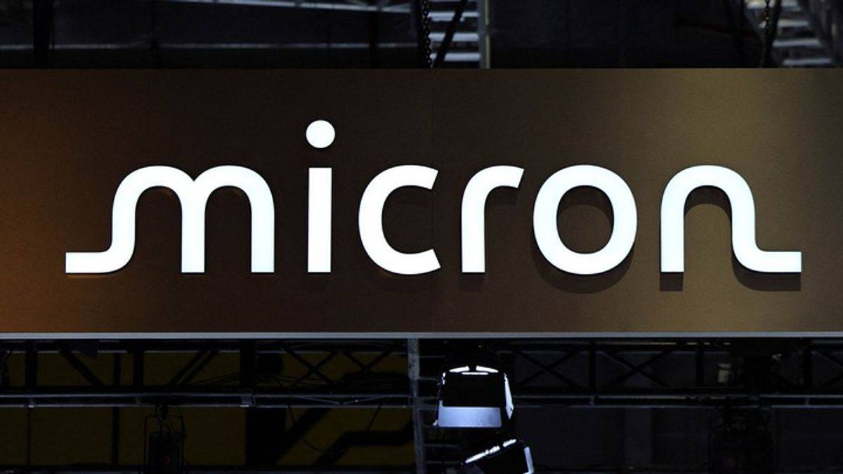 Micron gets $600 price target from KeyBanc, Oracle names new CFO ...