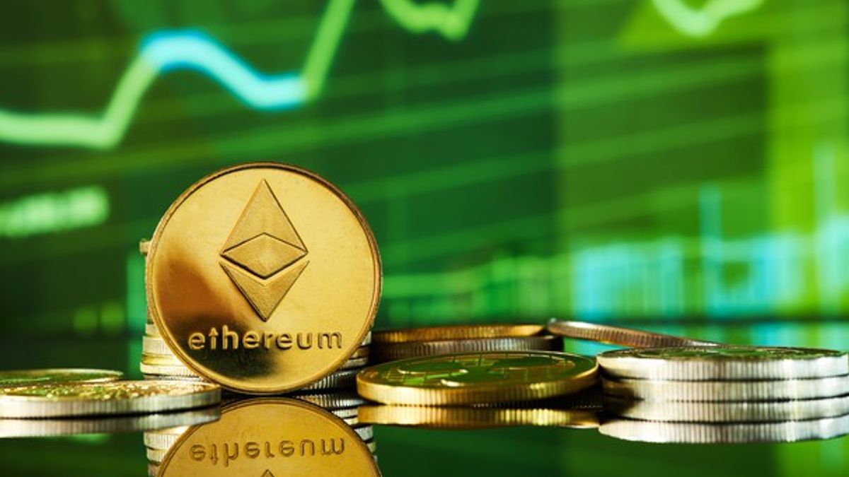 Ethereum shifts to "small ship" model as departures stack up | Haystack ...