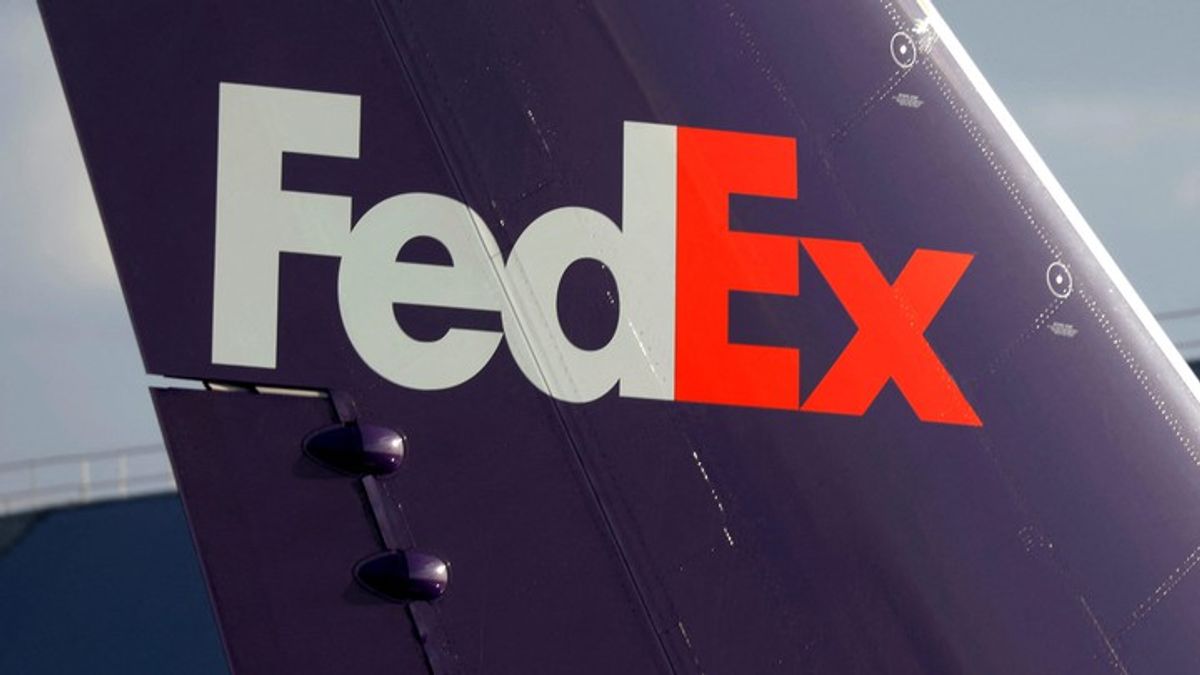 FedEx stock is up on Q3 earnings beat, full-year guidance lift ...