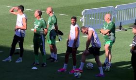 KU marching band gives Algeria's soccer team musical welcome for World ...