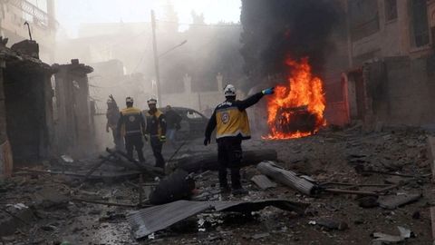 Syria, Russian forces step up air raids in a bid to slow opposition's ...