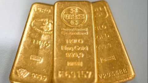 Harvey's Warning About Buying Gold | Haystack News