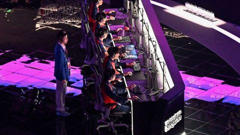 China's Gaming Curbs Prompt Tencent, Online Stocks Rout | Haystack News