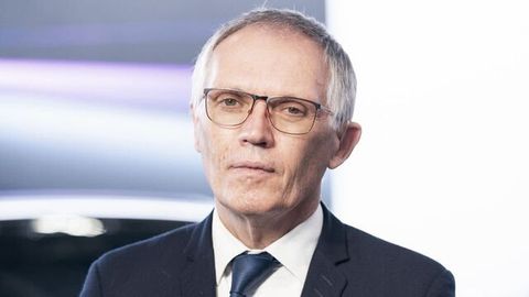 Stellantis CEO Quits After Strategy Dispute | Haystack News
