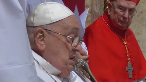"Downtown Dallas mass honors Pope Francis as community reflects on his ...