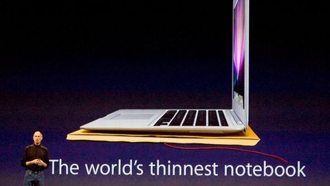 Watch Steve Jobs Unveil the First MacBook Air in 2008 | Haystack News