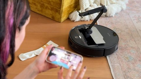 Follow These Tips for Buying a Robot Vacuum in 2025 | Haystack News