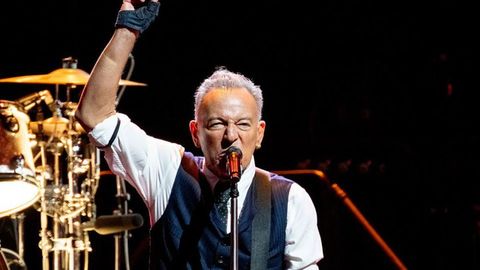 See Bruce Springsteen criticize President Trump’s administration on ...