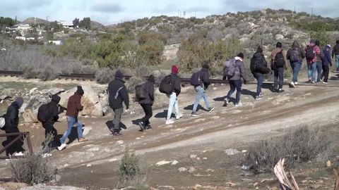 Volunteers on US border help migrants where government fails | Haystack ...