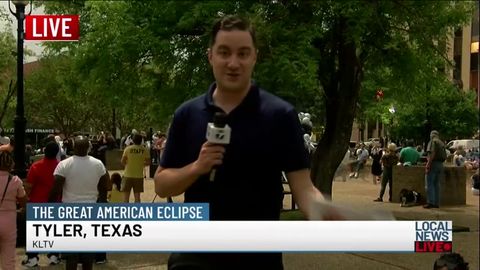 Crowd in awe as moon blots out sun in total solar eclipse | Haystack News